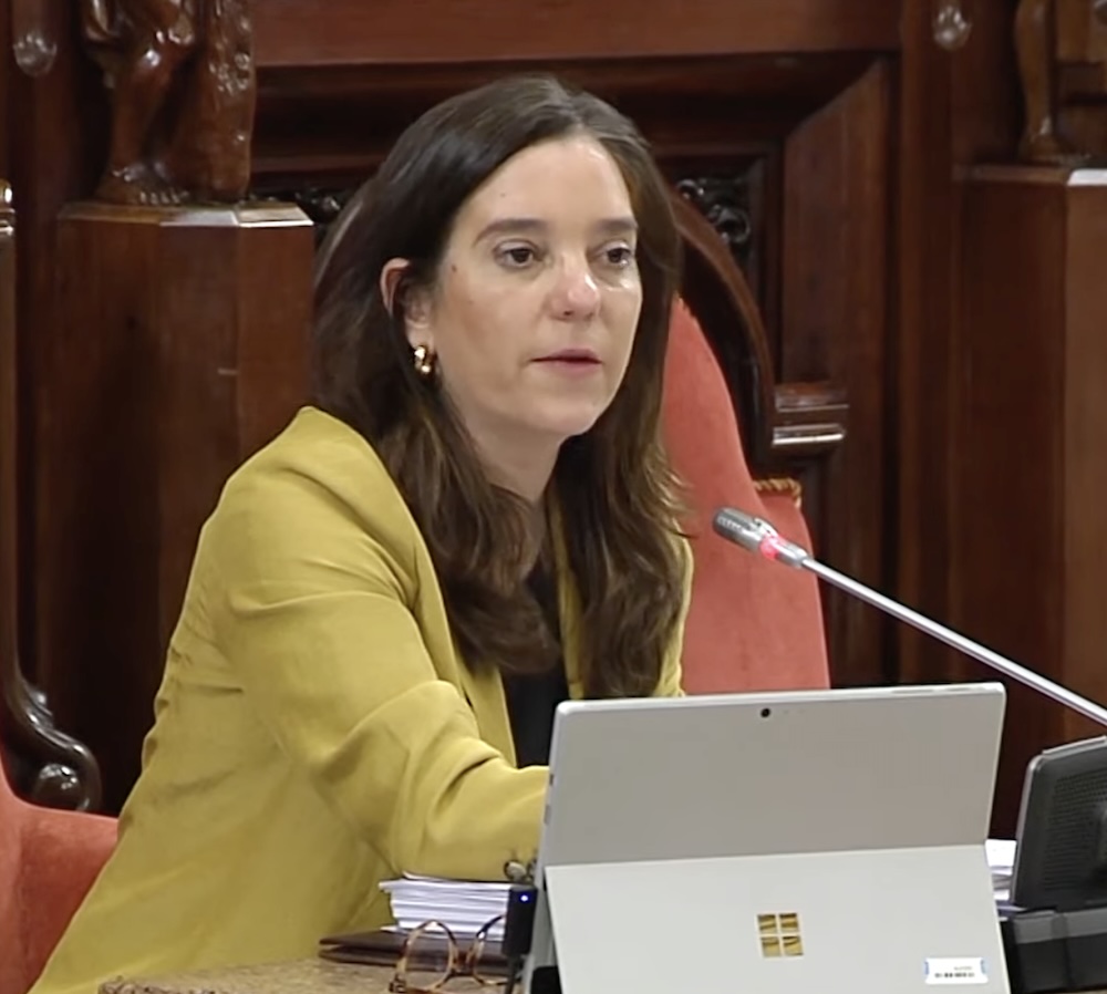 Inés Rey someterase a unha cuestión de confianza vinculada aos ...
