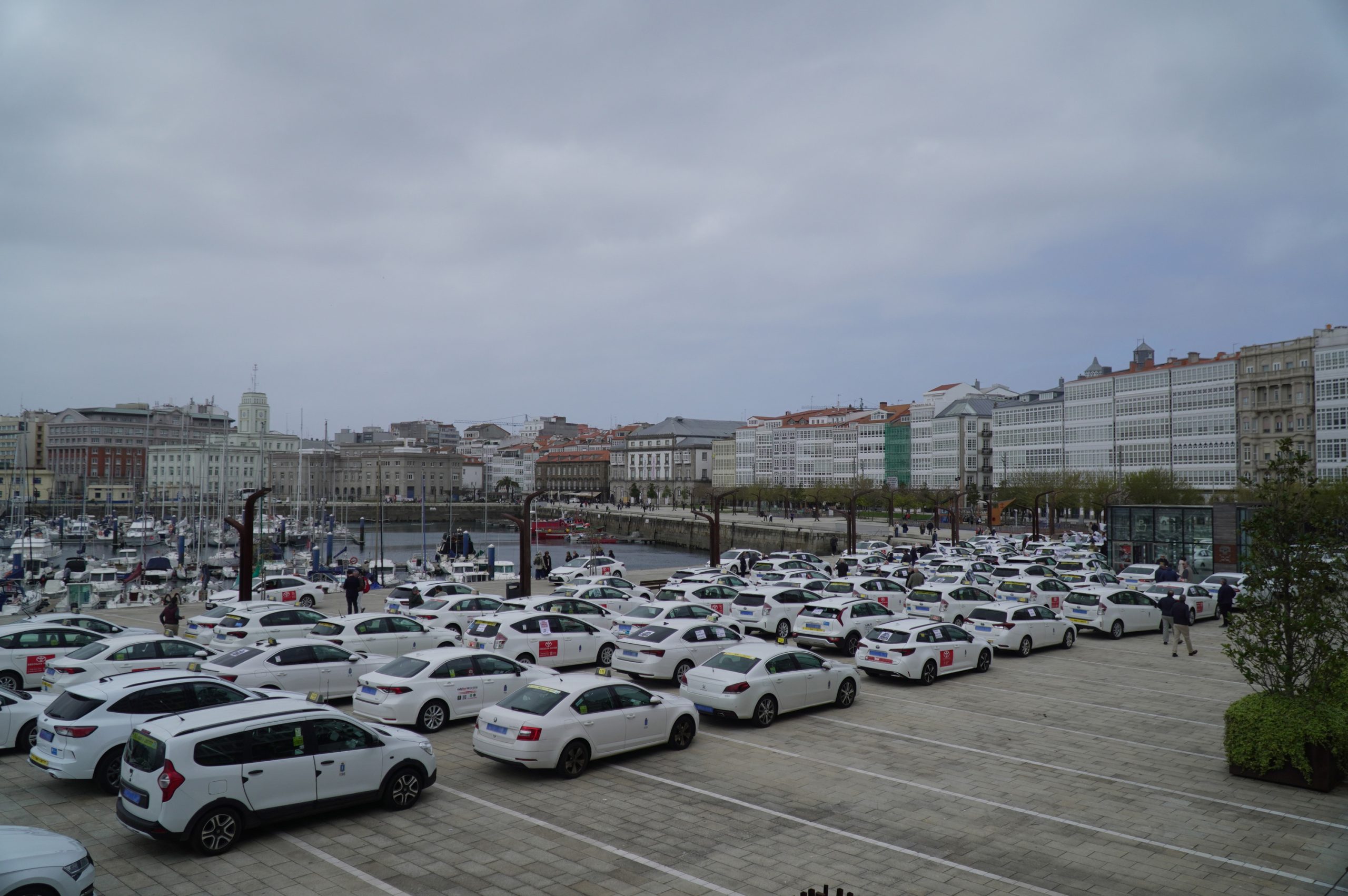 A Xunta propón crear unha área conxunta de taxi para A Coruña e catro ...